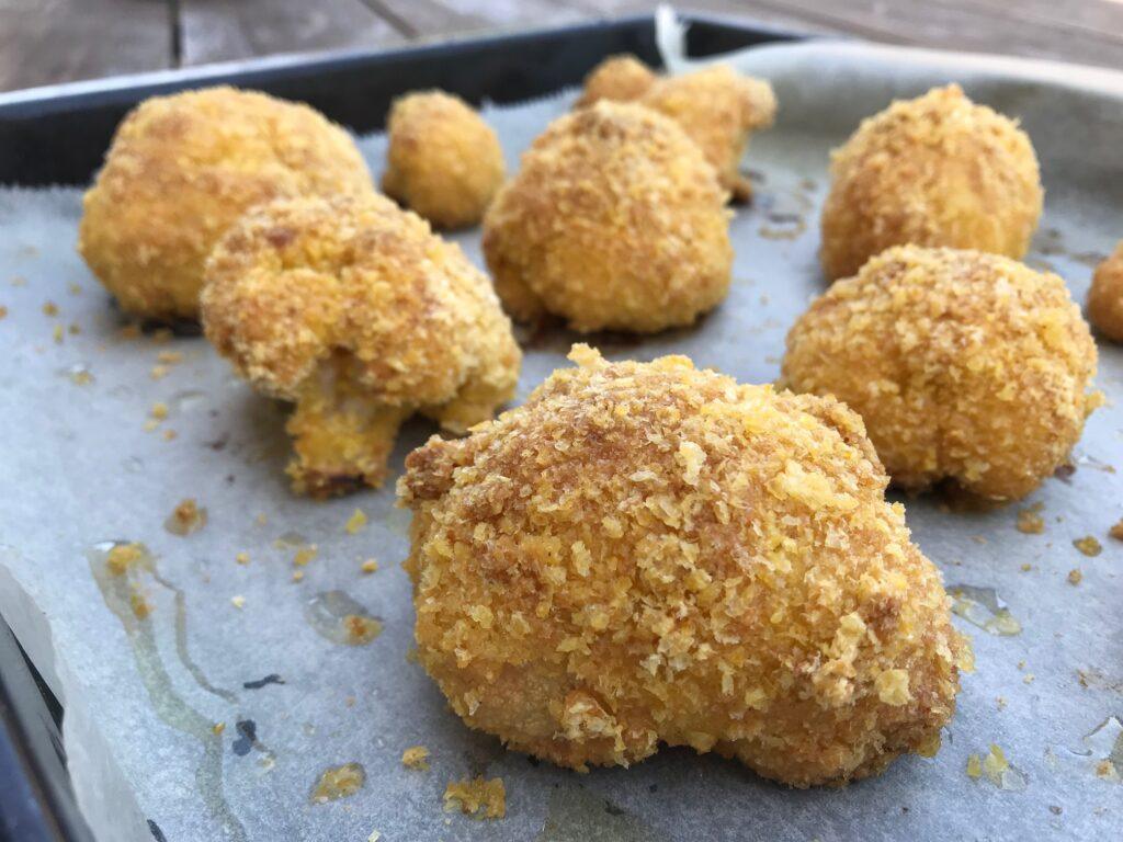 Obalovaný květák pečený v troubě - vynikající, nemastný, křupavý ...